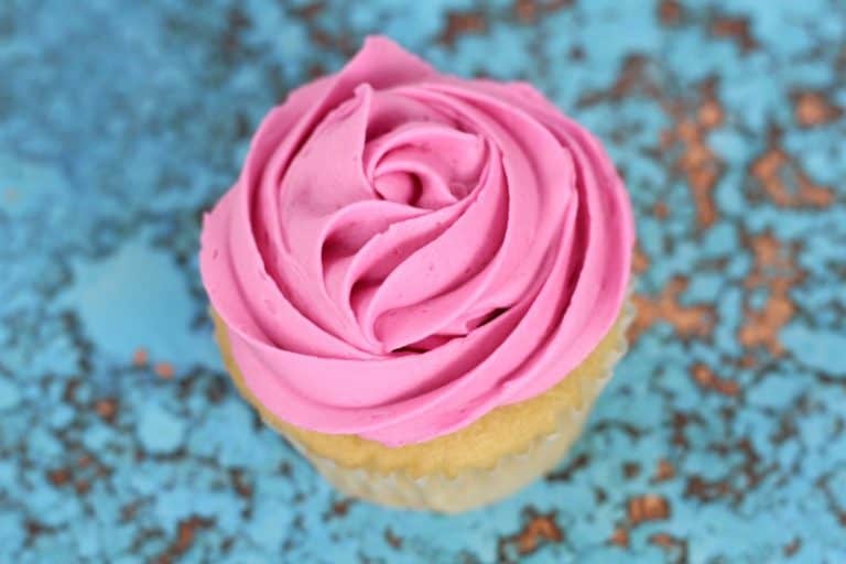 Better Buttercream Rosettes - I Scream for Buttercream