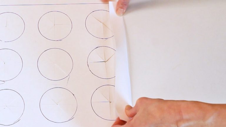 DIY Cupcake Box Inserts - I Scream for Buttercream