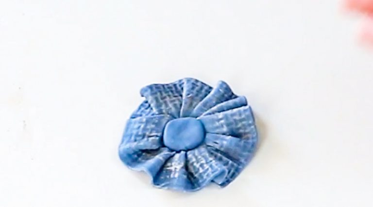 Fondant Fabric-Look Flowers - I Scream for Buttercream