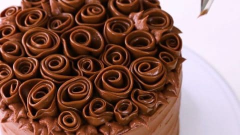 Tootsie Roll Ribbon Rose Cake - I Scream for Buttercream