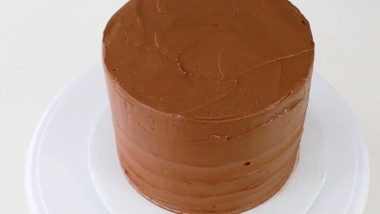 Tootsie Roll Ribbon Rose Cake - I Scream for Buttercream