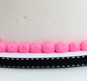 12 Simple and Easy Buttercream Cake Borders - I Scream for Buttercream