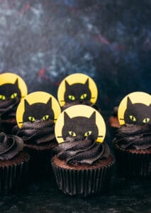 Printable Halloween Cupcake Toppers (Black Cat) - I Scream for Buttercream