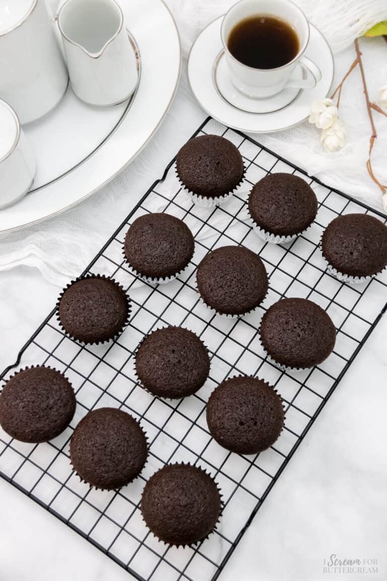 Nutella Cupcakes with Nutella Frosting - I Scream for Buttercream