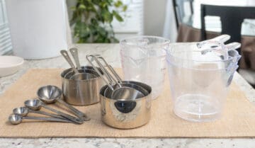 3 Measuring Mistakes That Are Ruining Your Cakes - I Scream for Buttercream