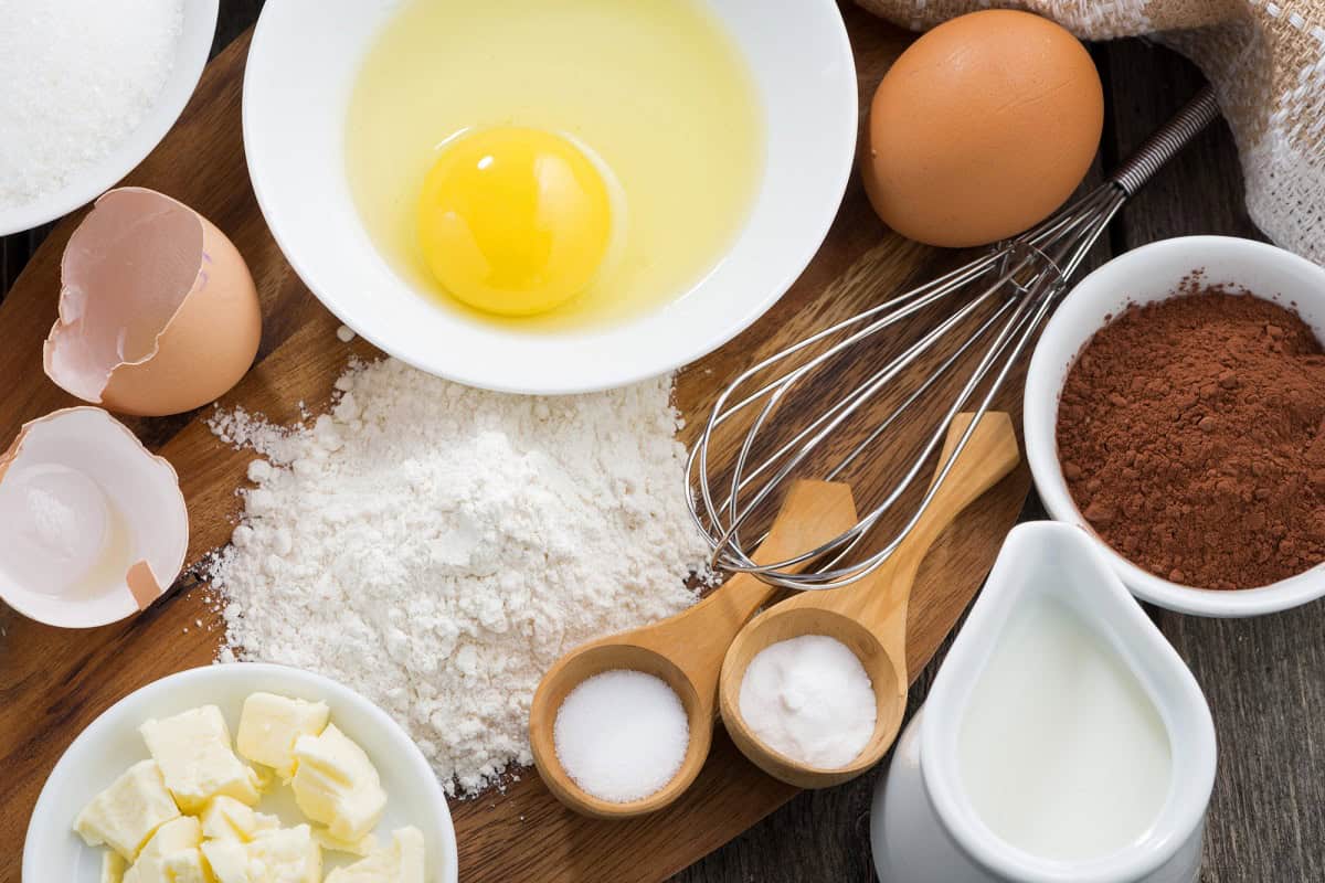 Sneaky Cake Baking Mistakes You Might Not Know You're Making - I Scream ...