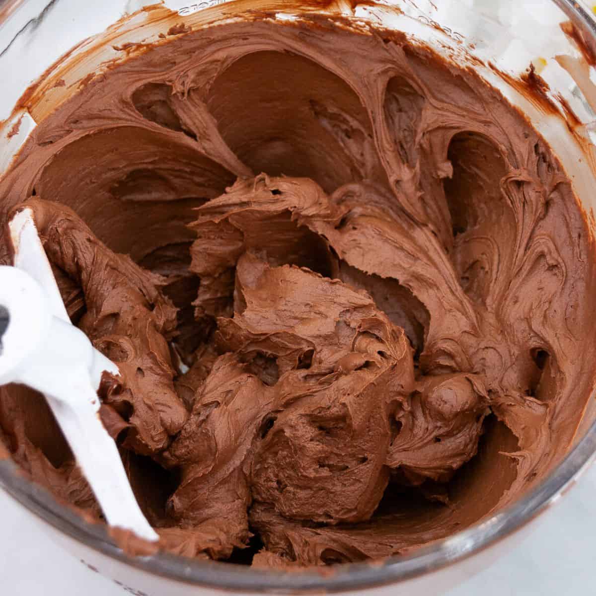 Chocolate Fudge Buttercream Frosting - I Scream for Buttercream